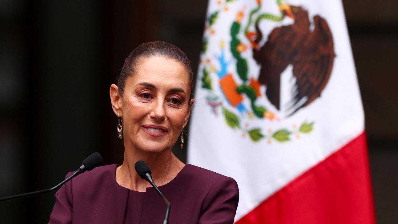 Claudia Sheinbaum Asume Como La Primera Mujer Presidenta En La Historia